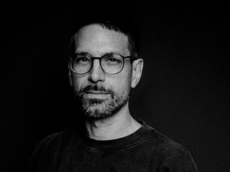 Jon Handschin: Ein Blick auf den Medienunternehmer und seine Karriere ...